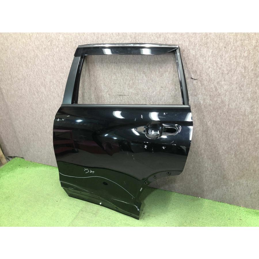 ZSG10/ZVG11/ZVG15 カローラクロス/ハイブリッド 純正 左リアドア : 1d24100126 : 拓海商事ヤフー店 - 通販 - Yahoo!ショッピング