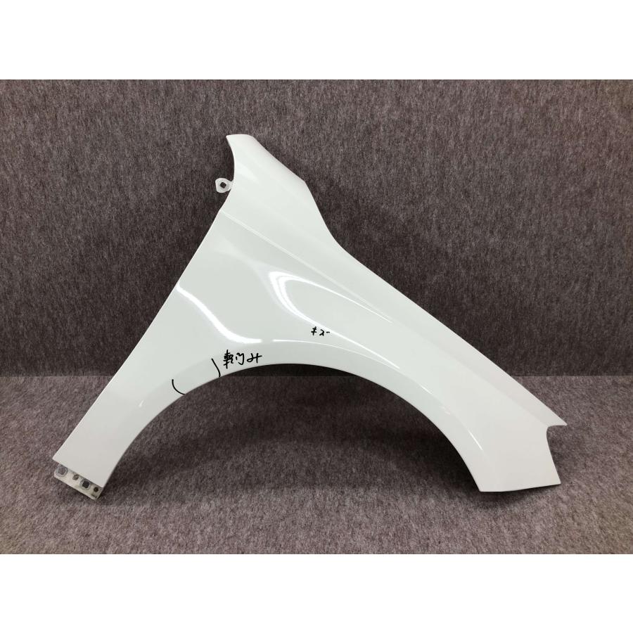 W176 メルセデスベンツ/ベンツ Aクラス 純正 右フェンダー A1768810201 : 拓海商事ヤフー店 - 通販 - Yahoo!ショッピング