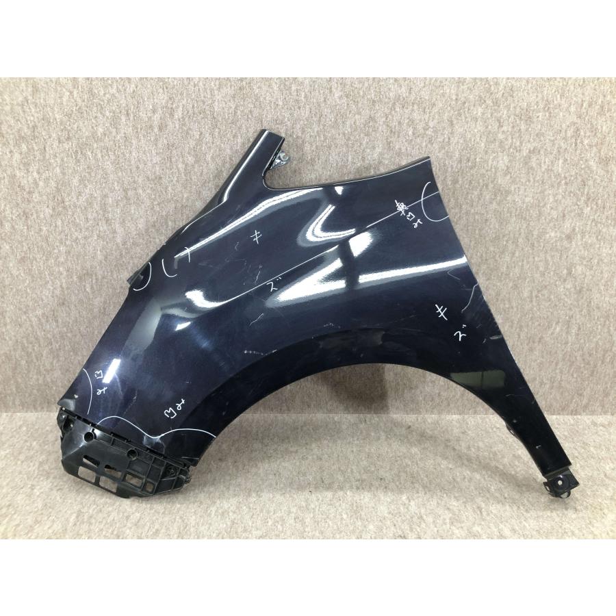 ノア エスクァイア 80系 左フェンダー ZRR80G/ZRR85G/ZWR80G : 拓海商事ヤフー店 - 通販 - Yahoo!ショッピング
