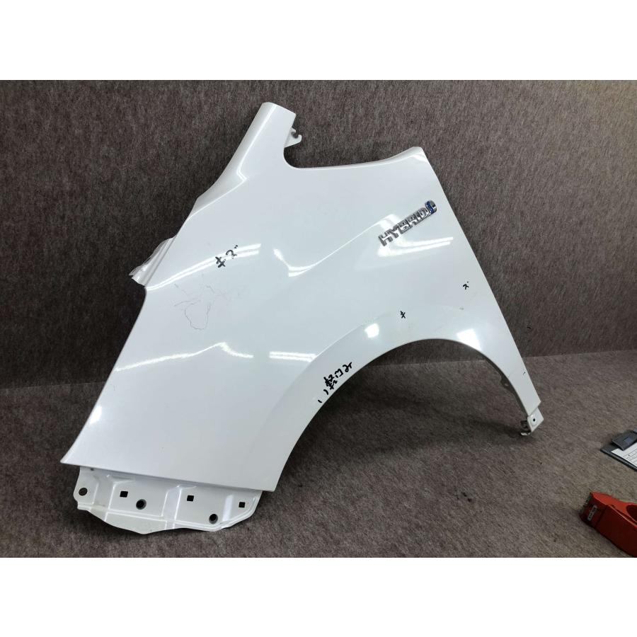 ノア エスクァイア 80系 左フェンダー ZRR80G/ZRR85G/ZWR80G : 拓海商事ヤフー店 - 通販 - Yahoo!ショッピング