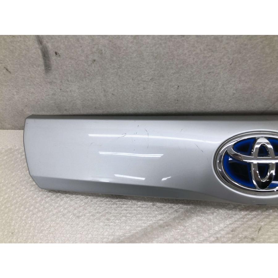 ZVW40W ZVW41W プリウスα 後期 純正 リアガーニッシュ 76801-47140 :1G22080620:拓海商事ヤフー店 ...