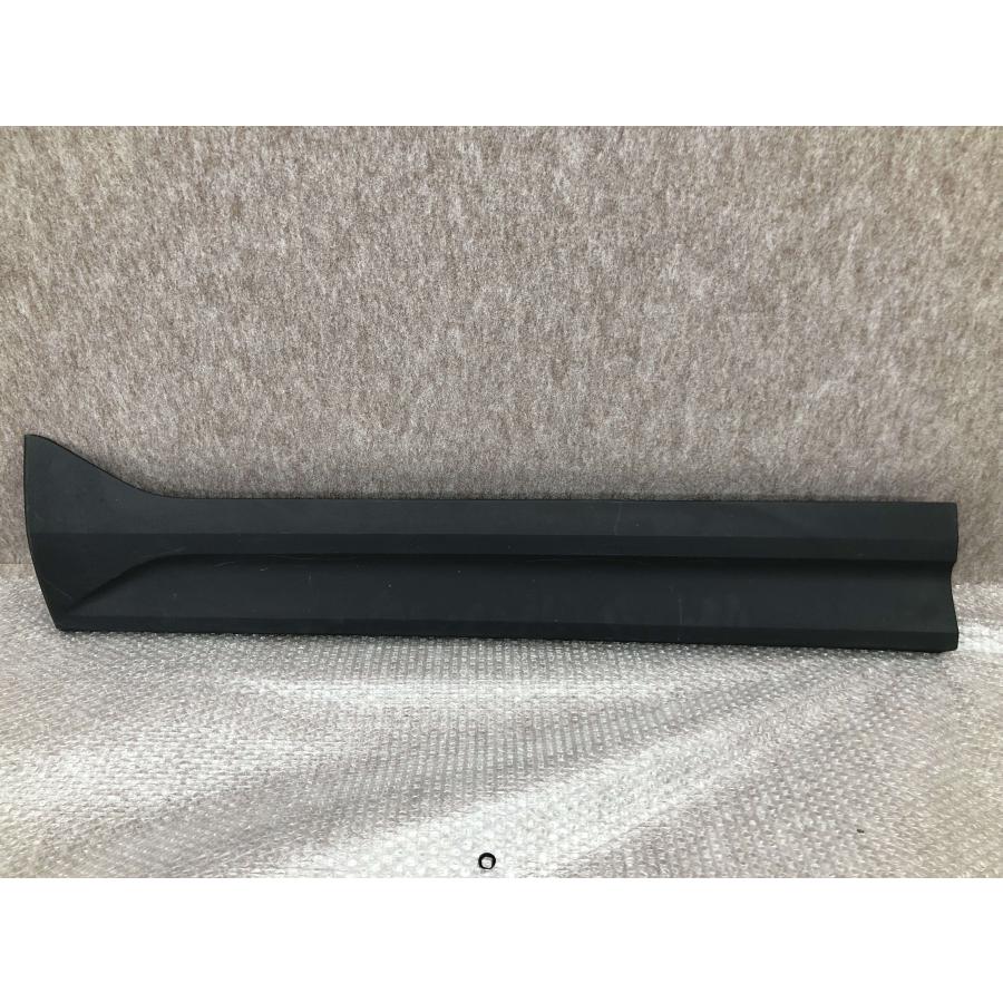 VOLVO XC40 XB 左フロントドア モール 31448316 : 拓海商事ヤフー店 - 通販 - Yahoo!ショッピング