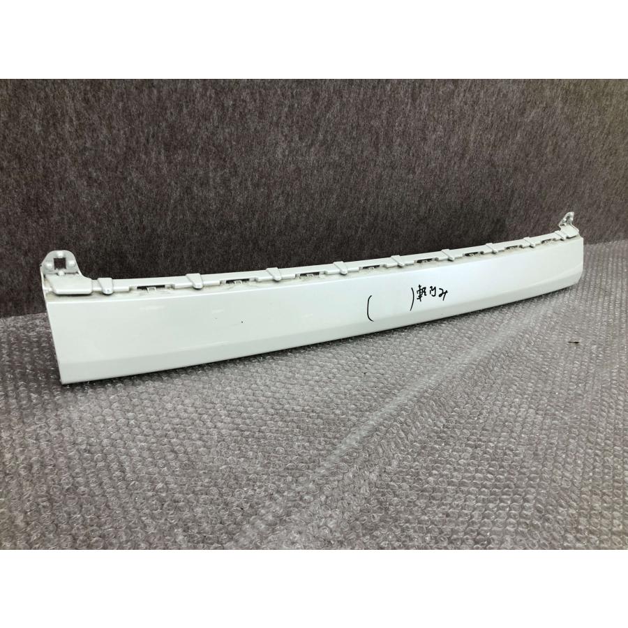 トヨタ 純正 ZWR90W ZWR95W MZRA90W MZRA95W 90 ノア NOAH フロントバンパー モール ガーニッシュ ...