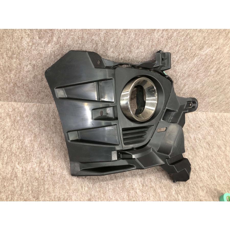 ANH20W 後期 アルファード S 純正フロントバンパーフォグランプカバー 右 右側 52030-58020 : 拓海商事ヤフー店 - 通販 ...