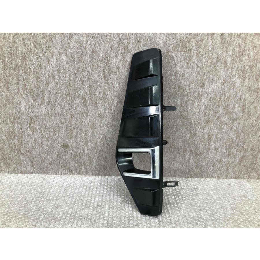 ZWR80W ZRR80W ZRR85W 後期 ノア Si 純正フロントバンパーフォグランプカバー 左 左側 52040-28120 : 拓海 ...