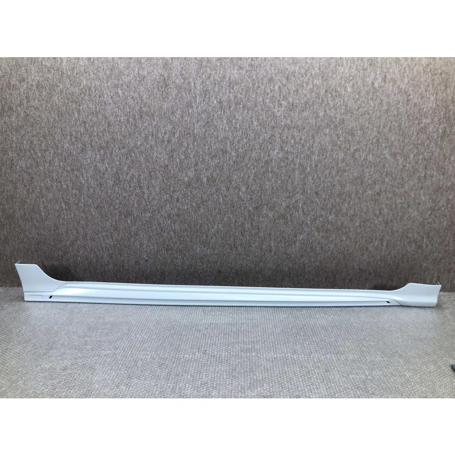 TRD カローラ スポーツ NRE210H ZWE211H 純正 右 サイドステップ 75850-ZE820 : 1l24102902 ...