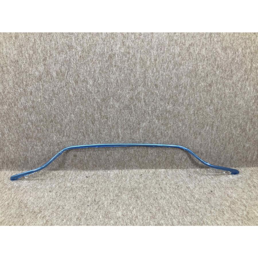 ベンツ純正 W205 Cクラス リアバンパー メッキトリム センター A2058850721 : 1ld24031563 : 拓海商事ヤフー店 ...