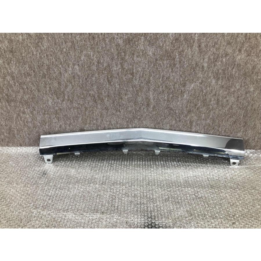 ベンツ W205 Cクラス フロント メッキ モール A2058851574 : 1leb24101108 : 拓海商事ヤフー店 - 通販 ...