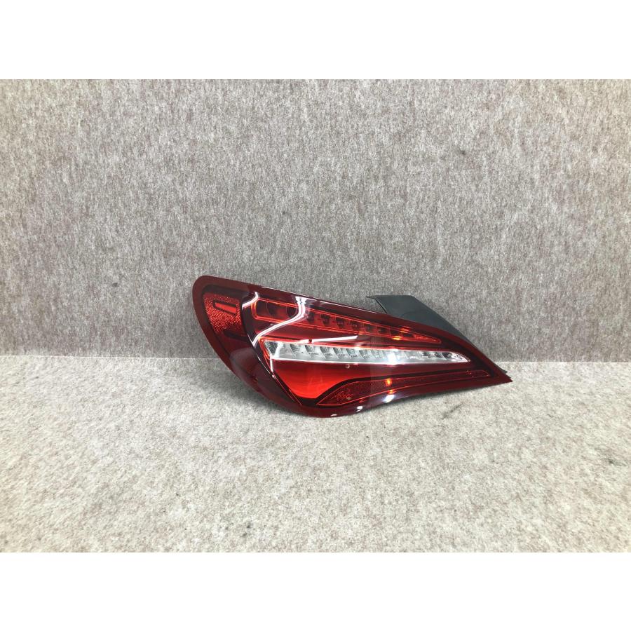 美品 磨き済み ベンツ W117 C117 CLA テールライト左 A1179063900 A117 906 3900 : 拓海商事ヤフー店 ...