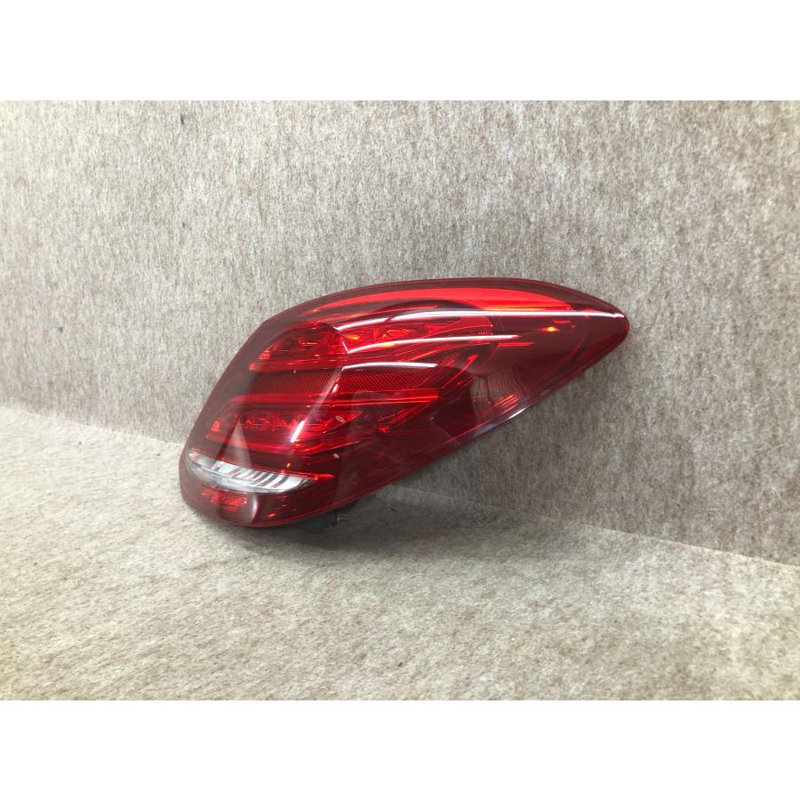 美品 磨き済み ベンツ Cクラス W205 純正 テールライト 右 A2059061457 : 拓海商事ヤフー店 - 通販 - Yahoo ...