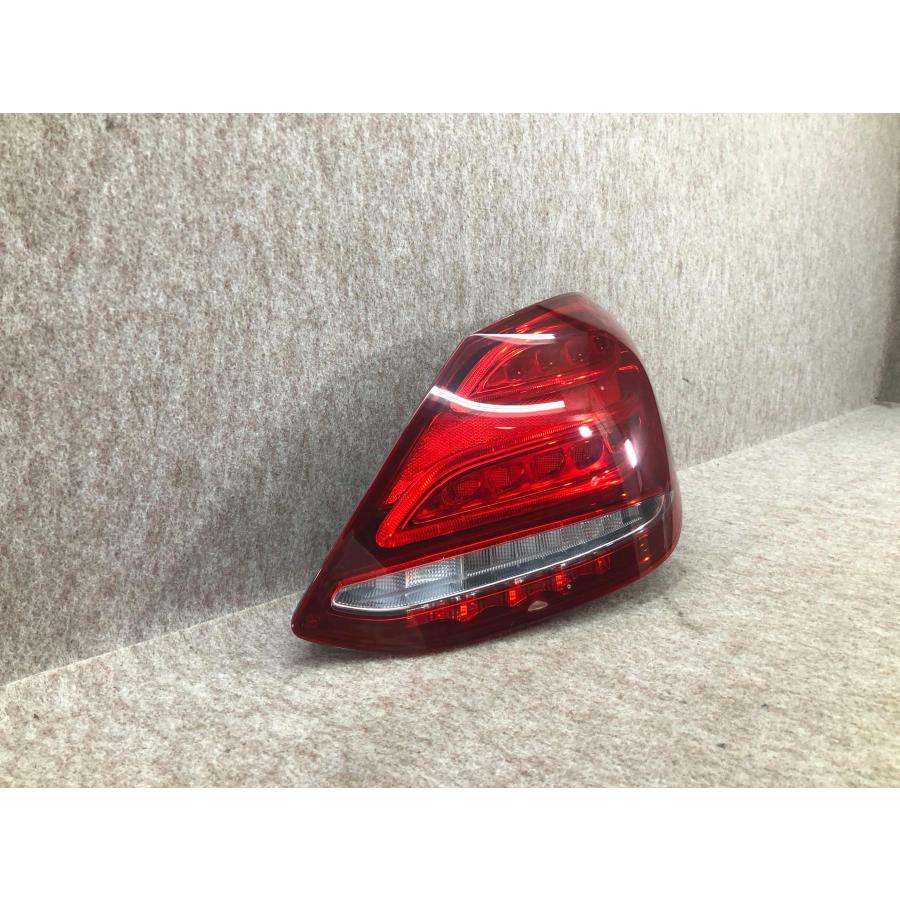 美品 磨き済み ベンツ Cクラス W205 純正 テールライト 右 A2059061457 : 拓海商事ヤフー店 - 通販 - Yahoo ...