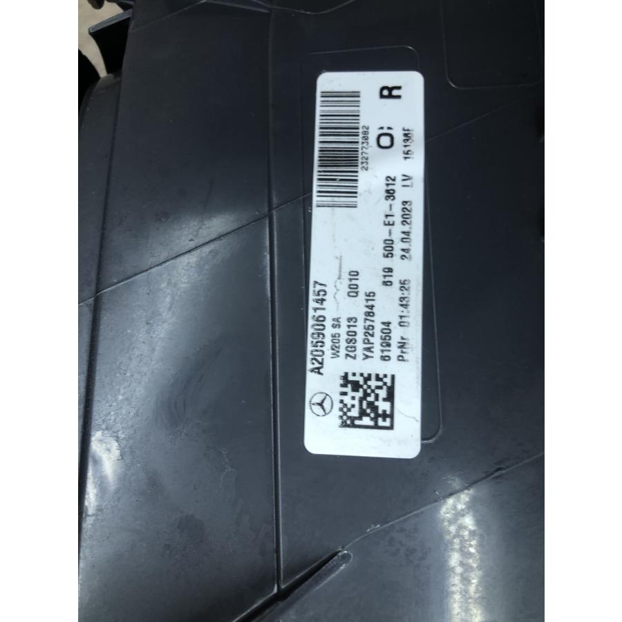 美品 磨き済み ベンツ Cクラス W205 純正 テールライト 右 A2059061457 : 拓海商事ヤフー店 - 通販 - Yahoo ...