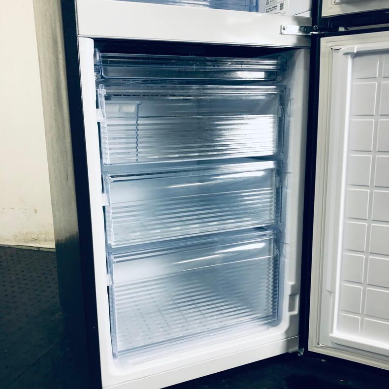 SHARP 冷蔵庫 中古 シャープ SJ-AK31G-B 2021年製 2ドア 310L ブラック ファン式 右開き ファミリー 自社配送エリア内限定 : 家電ドットコム - 通販 ...