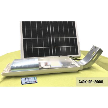 G40X-RP-2000L(pna)ソーラー LEDライト 地域防犯・防災 駐車場 常夜灯 MAX2000ルーメンの明るい常夜灯 簡単設置 ポールサイズフリー金具付き 既存電柱 DIY ...