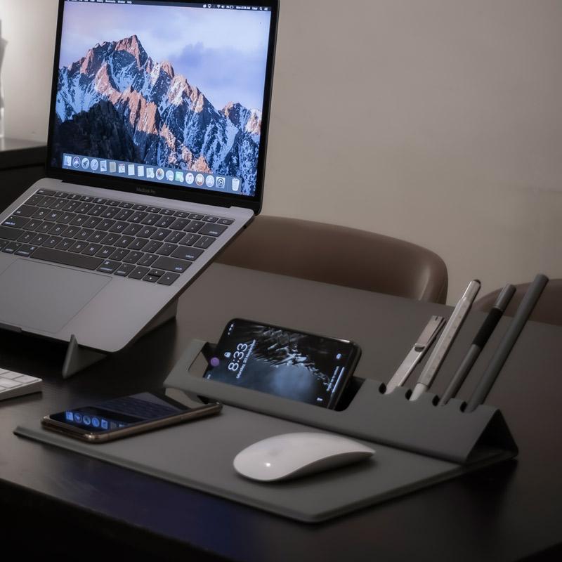 EVOPAD/エボパッド ワイヤレス充電パッド内蔵 iPhoneやアンドロイドなど無線充電品に対応 ますパッド 4本のペンホルダー スマホ ...