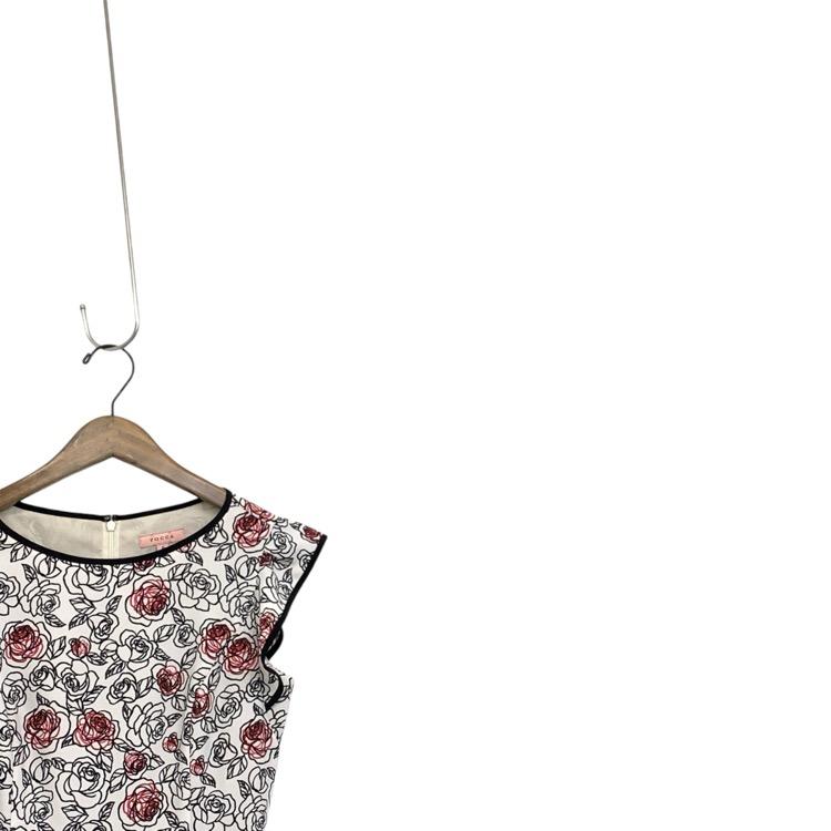 2023SS TOCCA トッカ NEWYORK CITY ROSE フリルドレス ローズプリント フリル ワンピース アイボリー 0 OPTOSM0820 : 040005 : 7yorku ...