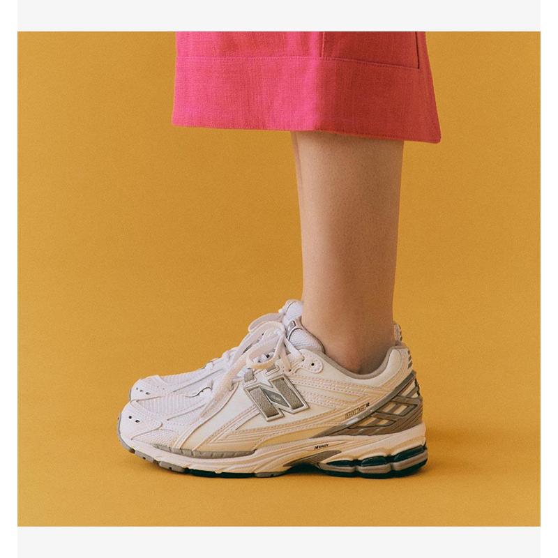 New Balance ニューバランス スニーカー M1906RE NEWBALANCE M1906 WHITE GRAY シューズ レトロ ...