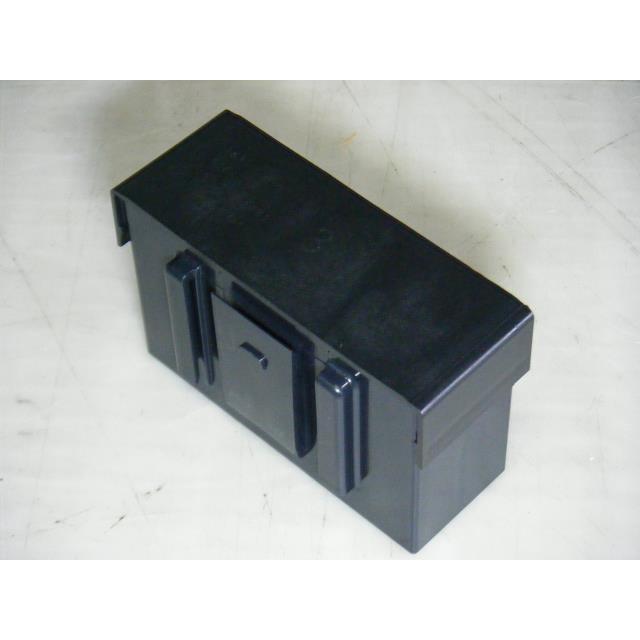 フィット DAA-GP5 ボックスASSY.サブリレー 純正品番38330-T5A-J01 管理番号AA7859 : 赤江解体 - 通販 ...