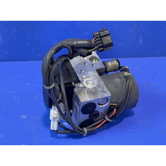 レガシィ GF-BH5 ABSアクチュエーター 純正品番27539AE001 管理番号C9924 : 赤江解体 - 通販 - Yahoo!ショッピング