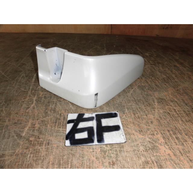 インプレッサ DBA-GH2 右フロントマッドガード カラー番号37J サテンホワイトP 管理番号X8916 : 赤江解体 - 通販 ...