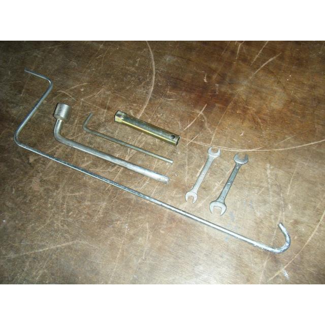 ハイゼット V-S110P 車載工具 純正品番09111-87510 管理番号AA7107 : 赤江解体 - 通販 - Yahoo!ショッピング