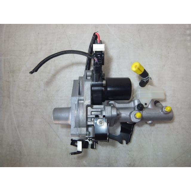 Jade ジェイド DAA-FR4 シリンダーセット.タンデムモーター 純正品番57306-T4R-000 管理番号AB2021 : 赤江解体 ...