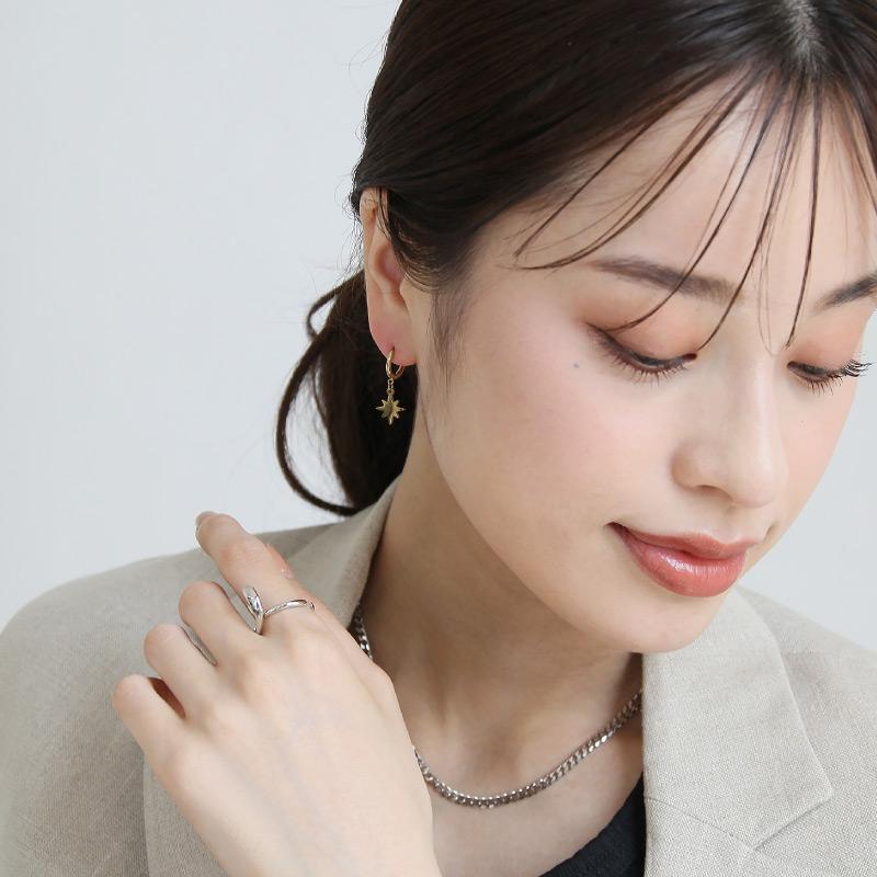 金属アレルギー対応 ピアス レディース 揺れる おしゃれ 20代 30代 40代 50代 シンプル ladys ステンレス つけっぱなし ...