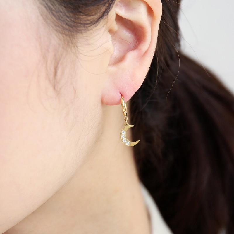 金属アレルギー対応 ピアス レディース 揺れる おしゃれ 20代 30代 40代 50代 シンプル ladys ステンレス つけっぱなし ...