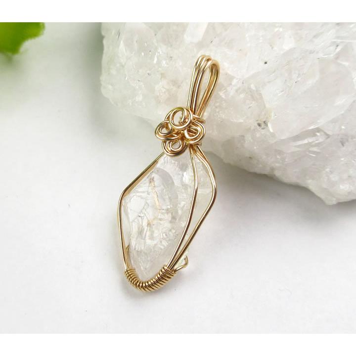 アゾゼオ フェナカイト 原石 ブラジル産 5ct 14kgfペンダント 虹あり H&E社証明書付 ヘブンアンドアース 最も高い波動 ハイバイブレーション P1ph198 : ラベンダーストーン ...