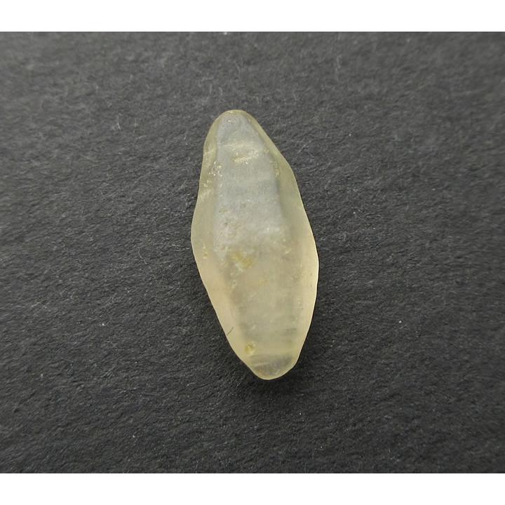 イエローサファイア ダブルポイント 1.75ct コランダム 至高の叡智へとつなぐ大天使ミカエルの宝石 天然石 パワーストーン sap127 ...