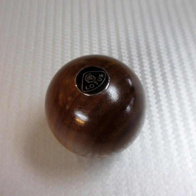 クラシック ロータス ウッドシフトノブ ブラック/シルバー : acaj-rarepart-431 : AC MINDS AUTOJUMBLE ...