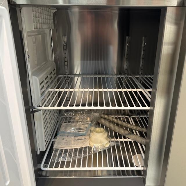 フクシマガリレイ 冷蔵コールドテーブル LRC-120RM 未使用 4ヶ月保証 2023年製 単相100V 幅1200x奥行600 厨房【無限堂東京足立店】 :4400000023773:東京 ...