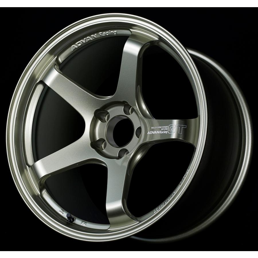 ADVAN R35 GT-R ADVANRacing GT BEYOND 10J・11J-20＋ADVAN A052 255/40ZR20 ...