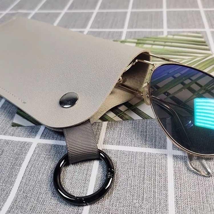 付ける メガネポーチ ストラップ付 差し込み スリム サングラス おしゃれ バッグ 吊り下げ メガネ 眼鏡ケース レザー メガネケース 薄型 老眼鏡 :frien534878 ...