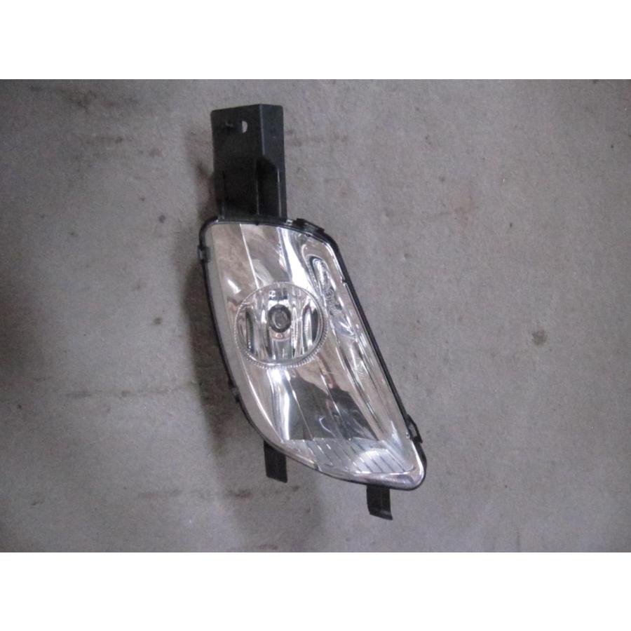 プジョー308(T75F02)用フォグランプ右 240601 : アイワ車輌 ヤフーショップ - 通販 - Yahoo!ショッピング