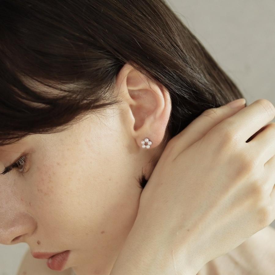 AJIRO ACCESSORY ピアス イヤリング ajiro accessory ミニピアス レディース 小ぶり シルバー925 フラワー パール オケージョン フォーマル P221 ...