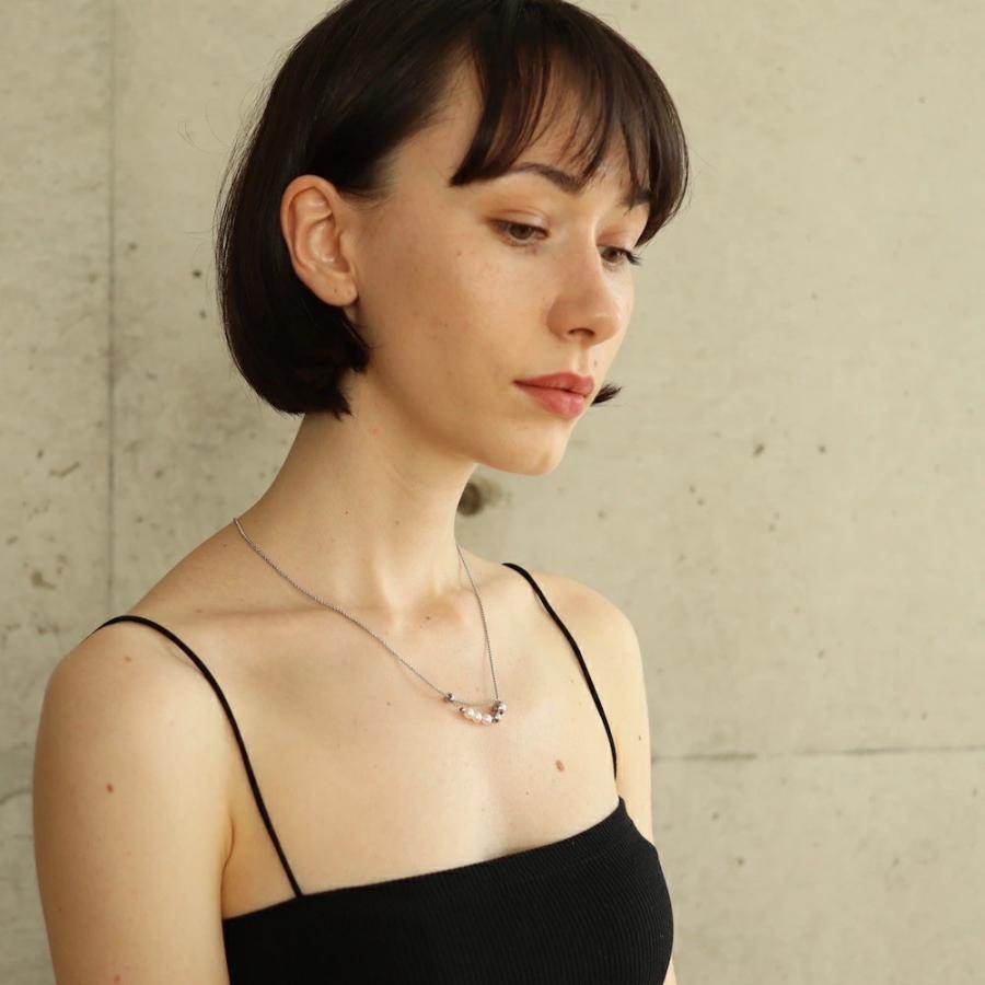 AJIRO ACCESSORY ネックレス ajiro accessory サージカル ステンレス チェーン パール ボール 調節可能 レディース アレルギー対応 シルバー 錆びない N018 ...