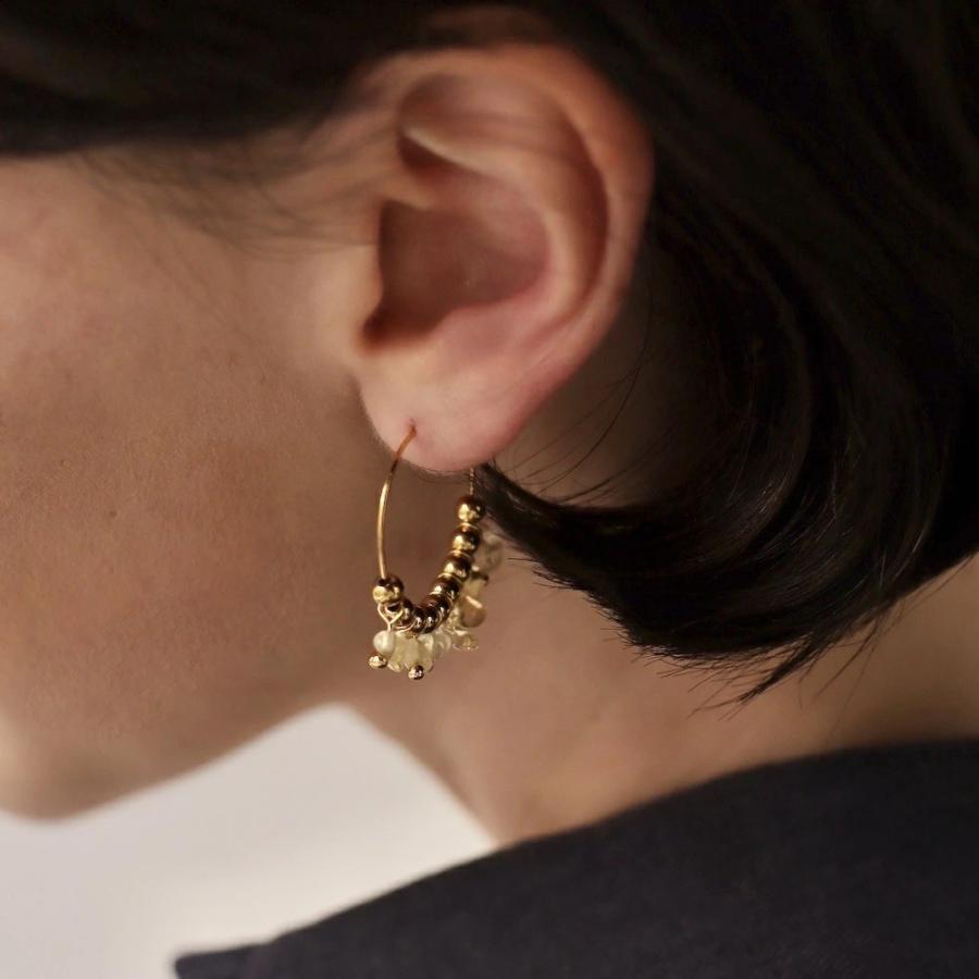 AJIRO ACCESSORY ピアス ajiro accessory アレルギー対応 フープ レディース 金属アレルギー対応 イエロー ...