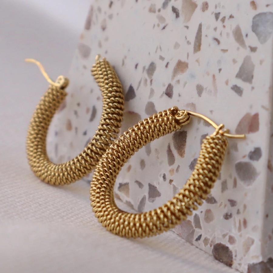 AJIRO ACCESSORY ピアス ajiro accessory アレルギー対応 フープ レディース 金属アレルギー対応 大ぶり サージカルステンレス ステンレス ゴールド P411 ...