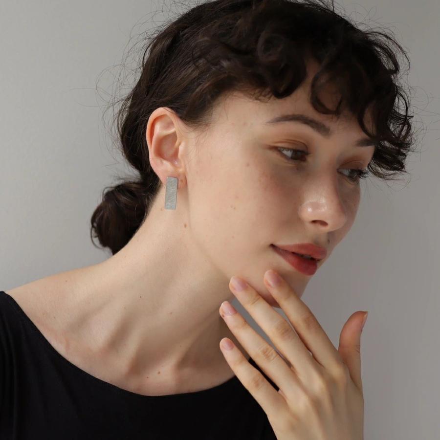 AJIRO ACCESSORY ピアス ajiro accessory イヤリング アレルギー対応 レディース 金属アレルギー対応 ゴールド ...