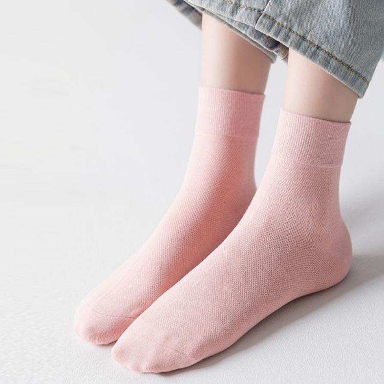 【送料無料】ソックス 接触冷感 5足セット 靴下 クルー丈 レディース 夏用 薄手 メッシュ 黒 白 学生 女子 高校生 スクール 綿 吸汗 ...