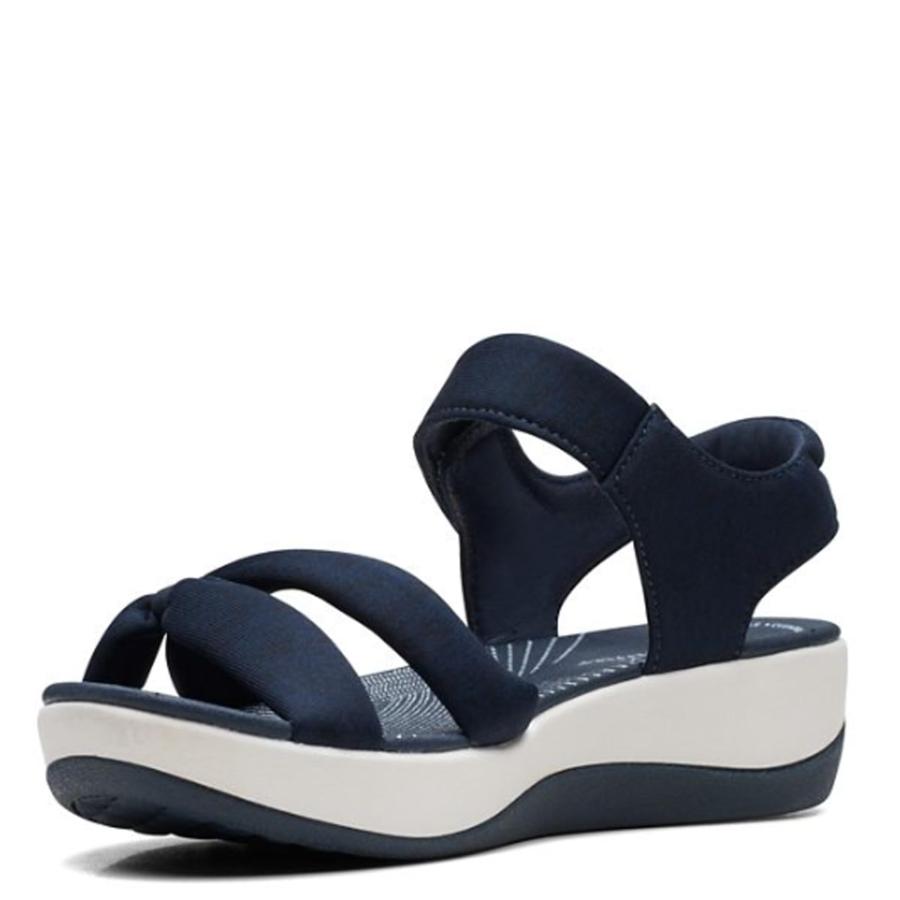 【並行輸入品】Clarks (クラークス) レディース Arla Shore フラットサンダル, ネイビーテキスタイル, 6.5 Wide ...