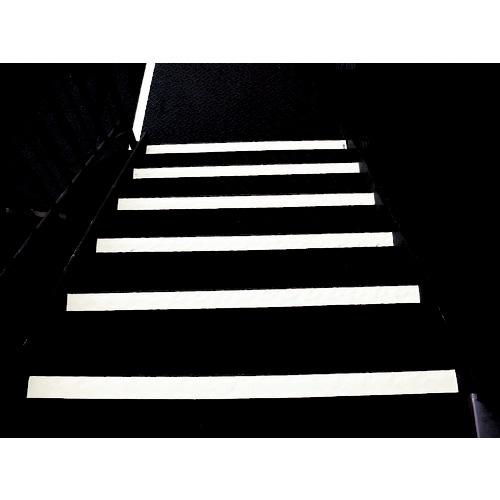 tesa テサテープ アンチスリップテープ クリーム（蓄光） 50mm×18m 60943-CK : オールライト Yahoo!店 - 通販 ...