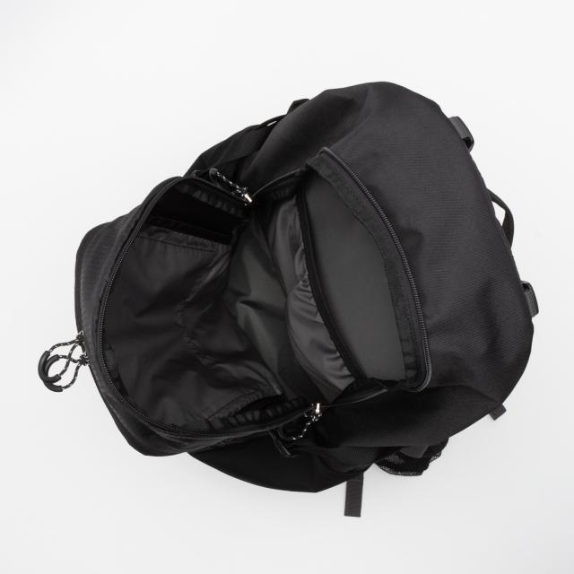 ティゴラ トレッキング バックパック TR 816P35 35L ブラック TIGORA :7205073009:アルペングループヤフー店 - 通販 - Yahoo!ショッピング