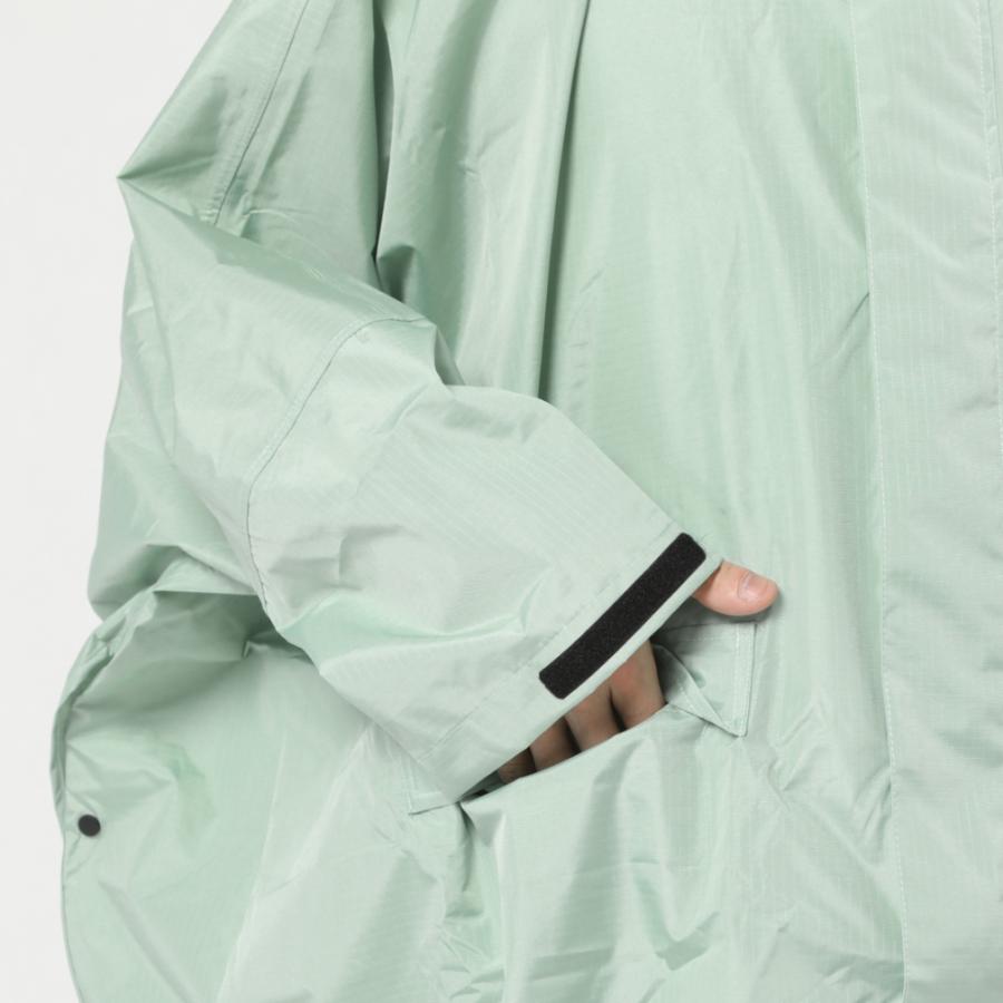 キウ アウトドア レインウェア ニュースタンダード レインポンチョ K163-926 : スモークグリーン KiU : 9236672533 : アルペングループヤフー店 - 通販 ...