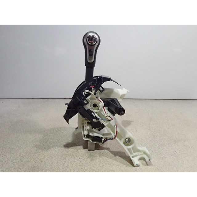 平成26年 ekスペース カスタム B11A 前期 純正 ATシフトゲート レバー オートマ 中古 即決 : ALTECH PARTS 1号店 - 通販 - Yahoo!ショッピング