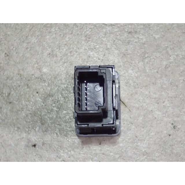 平成26年 ekスペース カスタム B11A 前期 純正 パワースライドドアスイッチ 左 中古 即決 : ALTECH PARTS 1号店 - 通販 - Yahoo!ショッピング