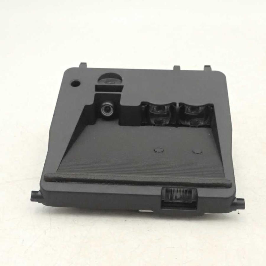 平成29年 カローラアクシオ NKE165 中期 純正 フロントカメラ カバー付 88181-12030 動作未確認 中古 即決 : be09 ...