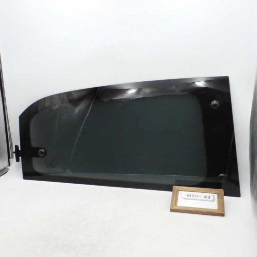 令和4年 ルノー トゥインゴ3 AHH4B 純正 リアドアガラス 右 ウィンドウ 中古 即決 : ALTECH PARTS 1号店 - 通販 - Yahoo!ショッピング