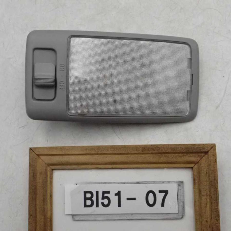 平成16年 フォレスター SG5 前期 純正 センター ルームランプ ライト 中古 即決 :BI51-7:ALTECH PARTS 1号店 ...